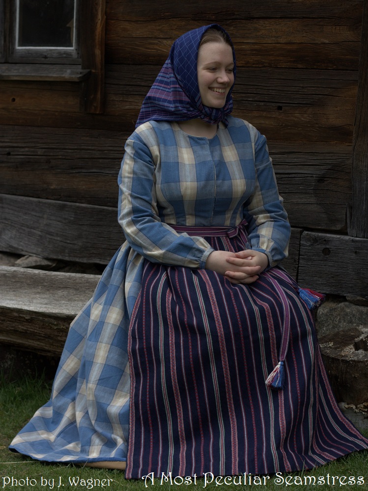 Swedish mid 1800’s Commoner’s Dress, a.k.a. The Insanely Pieced Dress