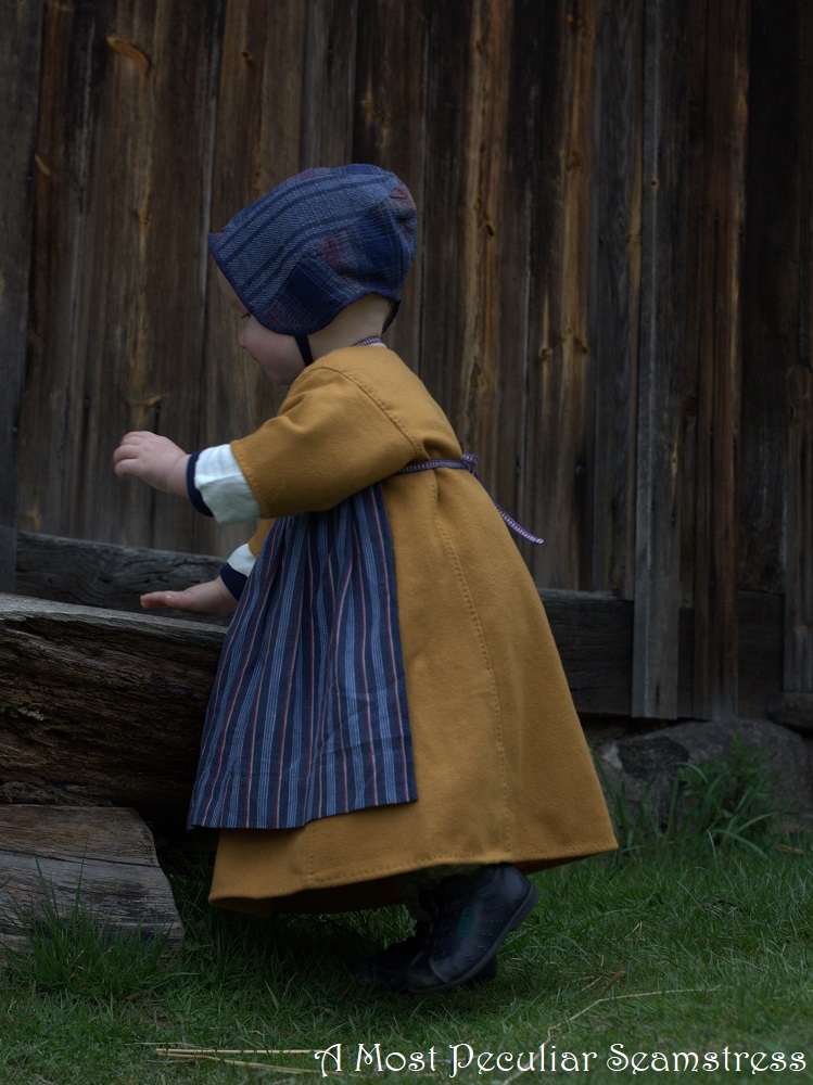Swedish mid 1800’s Commoner’s Dress, a.k.a. The Insanely Pieced Dress